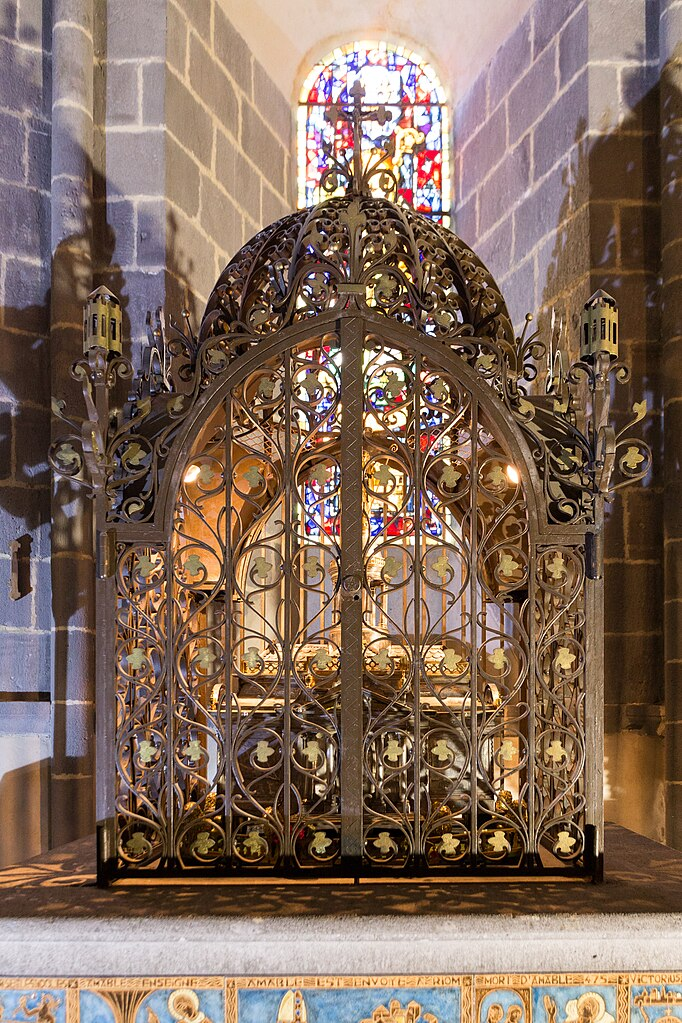 19 October – Saint Amabilis of Riom – Nihil sub sole novum